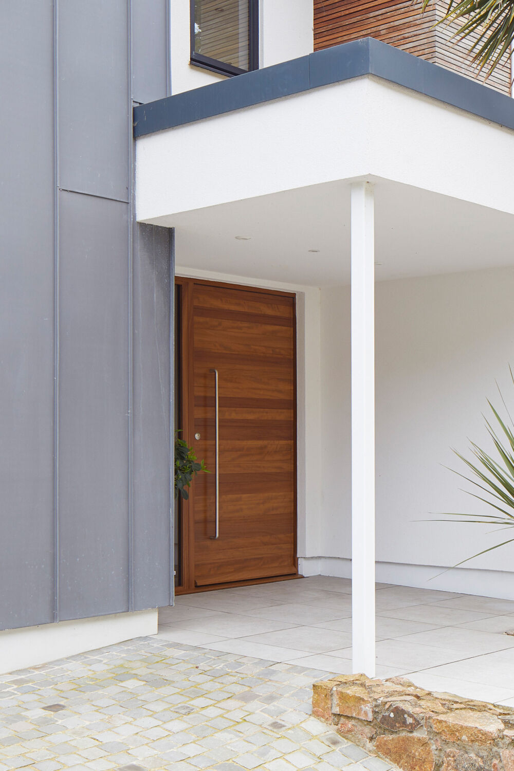 How to choose a front door for a rendered house | Urban Front